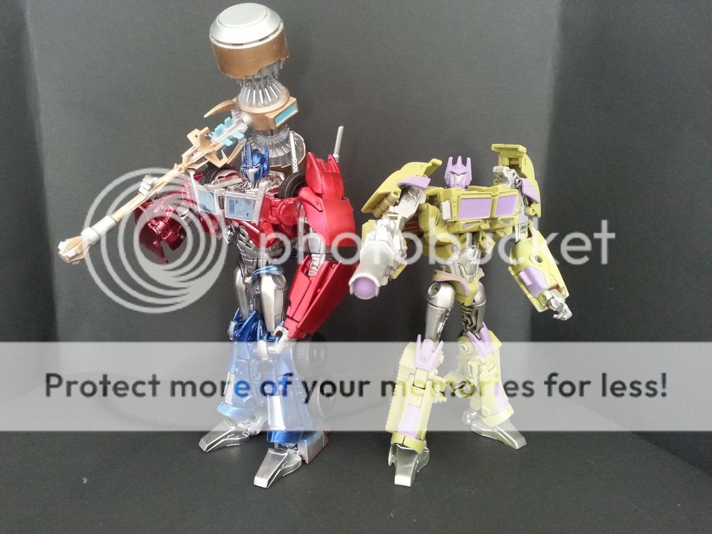 Minor/Repaint: - TF Prime: Toxitron | TFW2005 - The 2005 Boards