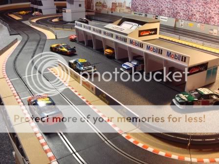 BEGINNER PROJECT - DISCONNECT 4-CAR POWER BASE | SlotForum